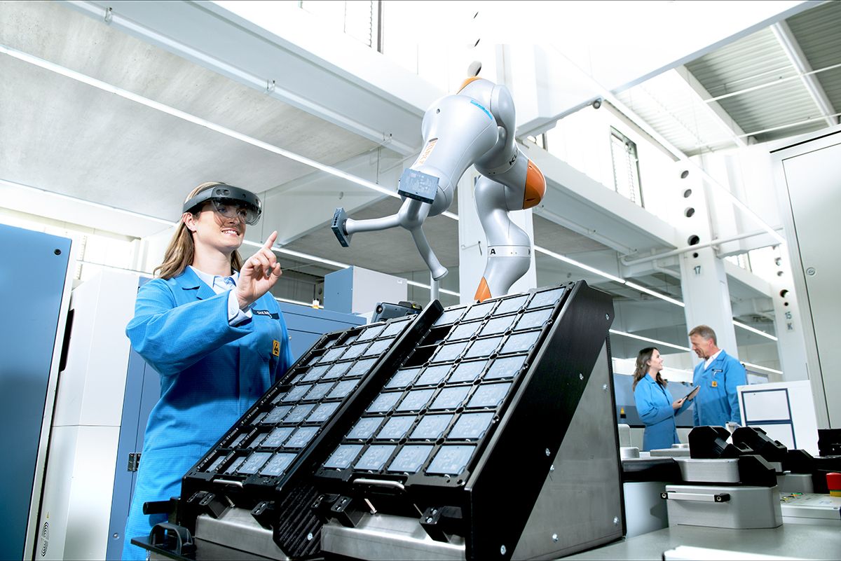 Tech Trends 2030: The next era of industrial robotics - Siemens Global