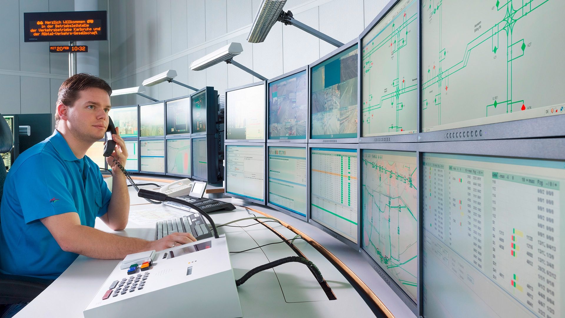 Network Control for Rail Electrification - Siemens Mobility Global