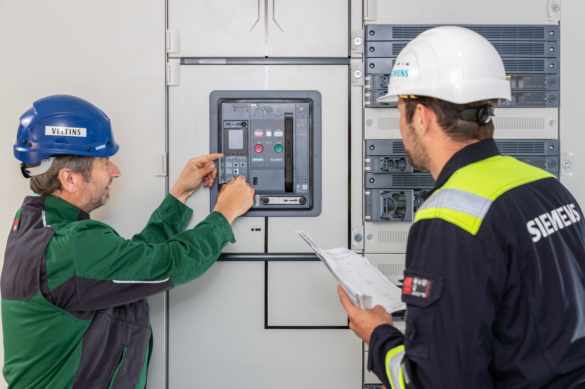 Webinar - Commissioning made easy with powerconfig - Siemens Global