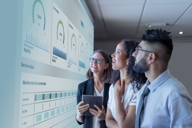 OEE Analytics - Analytics & AI Services - Global