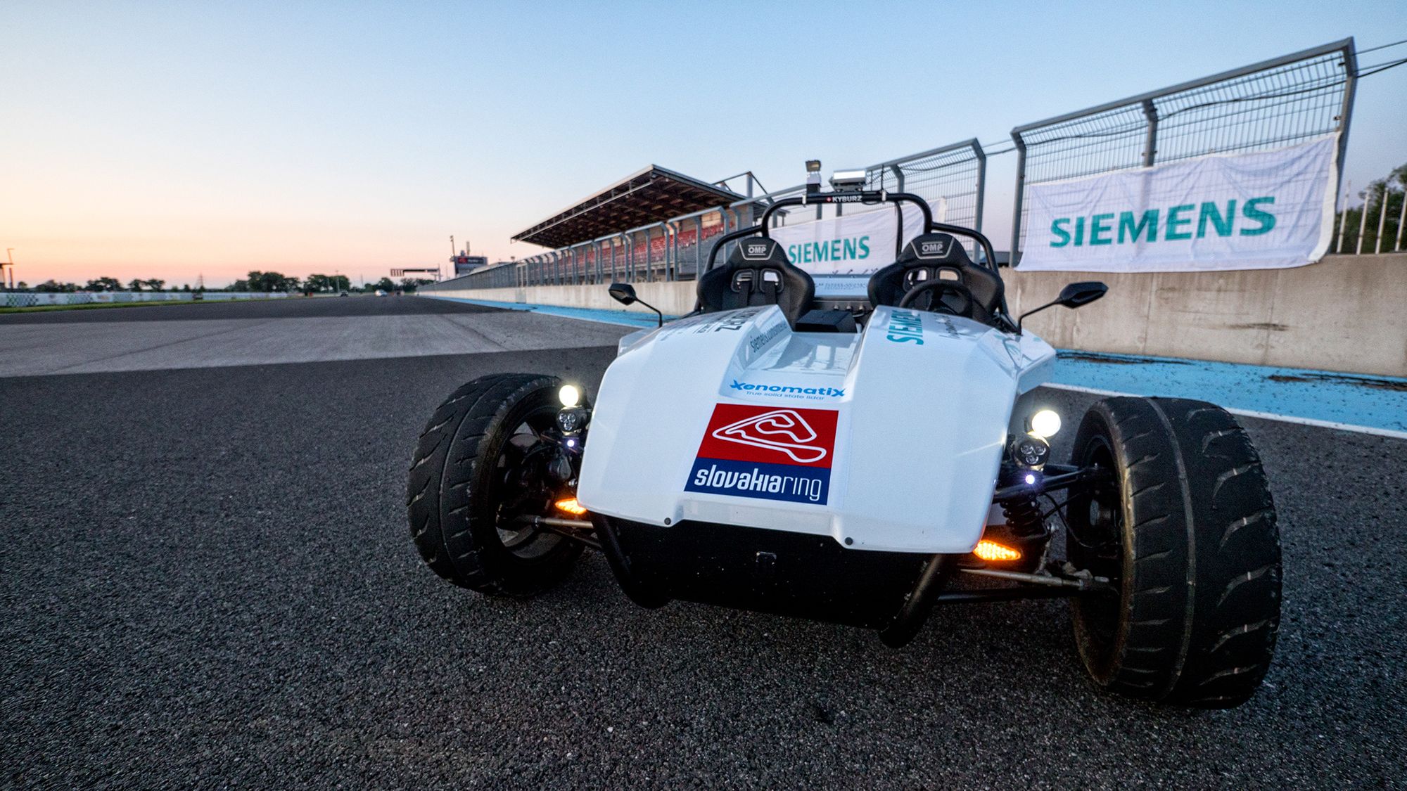 Elektrický autonómny roadster SIMROD - Siemens SK