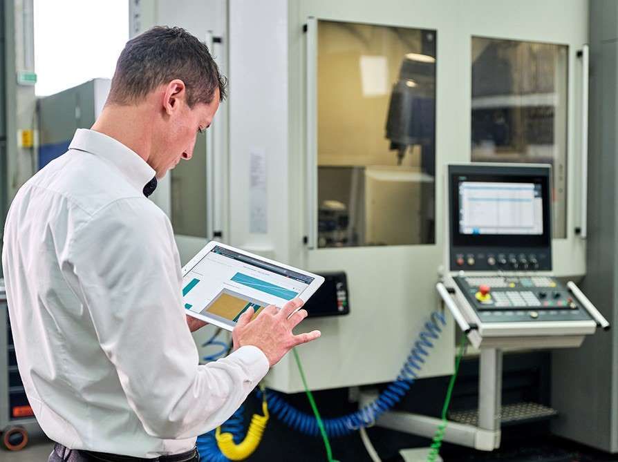 Analyze MyPerformance /OEE - Siemens Xcelerator Global