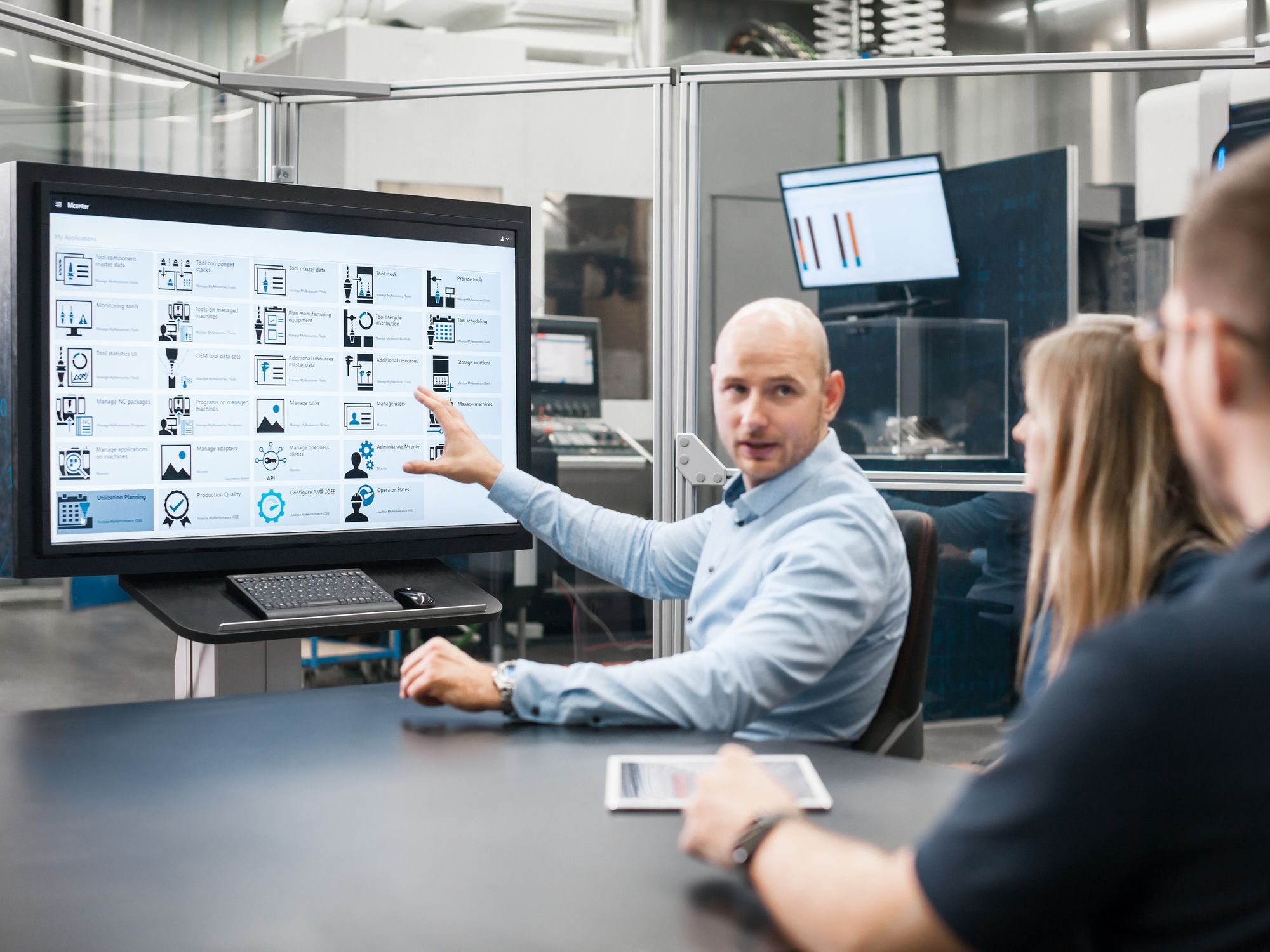 Mcenter - the open and modular platform - Siemens Global