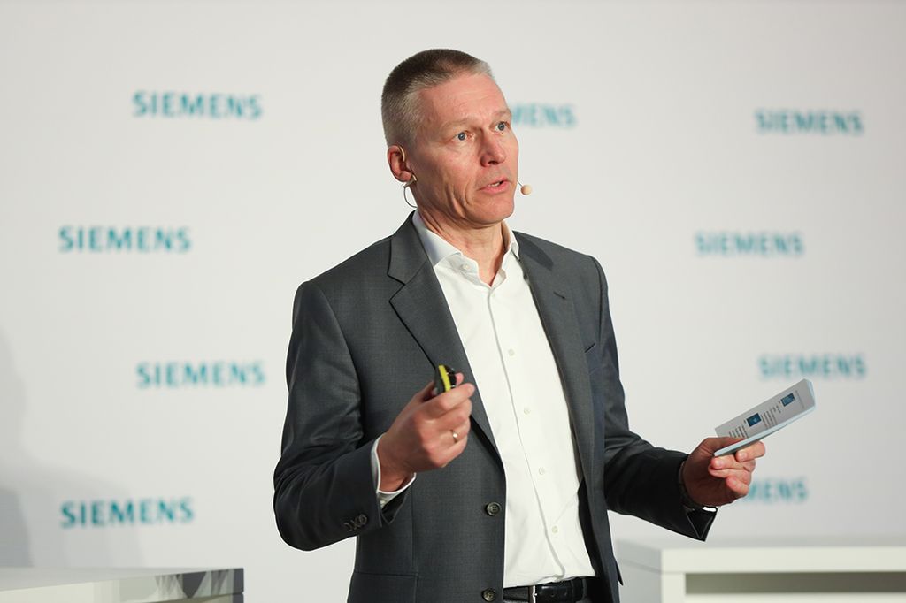 Siemens Press Conference Digital Industries 2020 | Press | Company ...