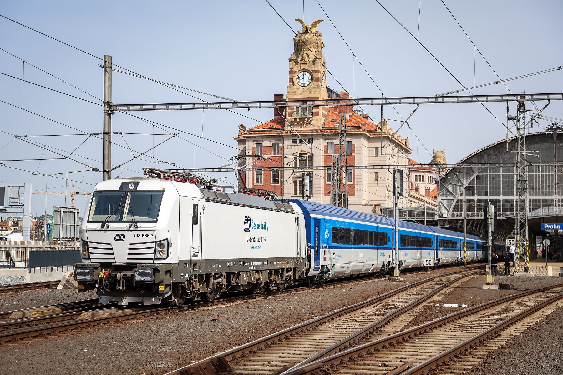 České dráhy z dodatkowymi pociągami ComfortJet - Siemens Mobility PL