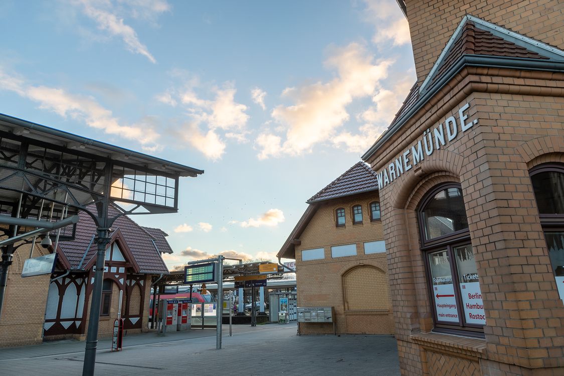 Digital interlocking Warnemünde | References | Siemens Mobility Global