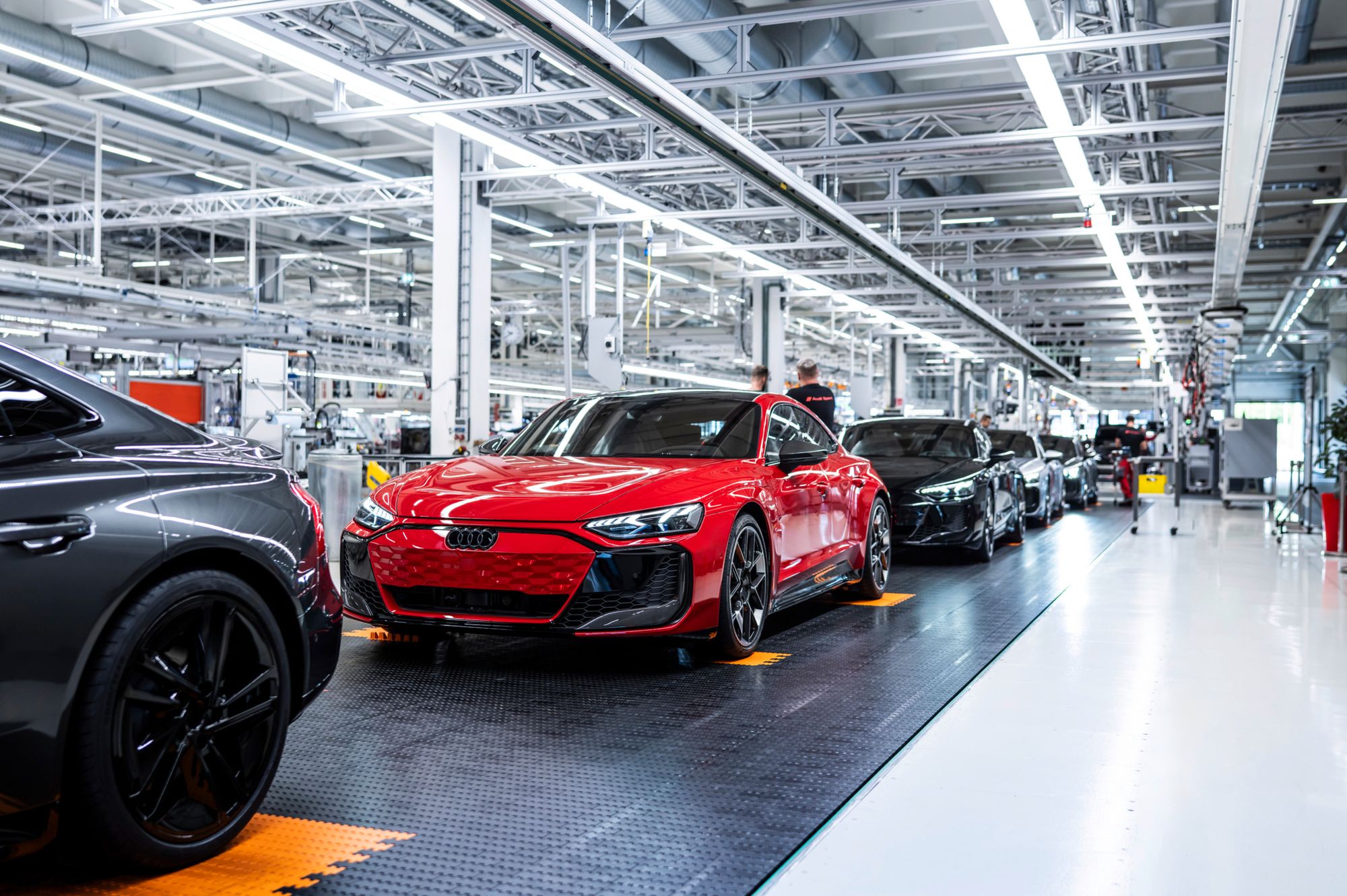 The virtual PLC is revolutionizing production at Audi - Siemens Global