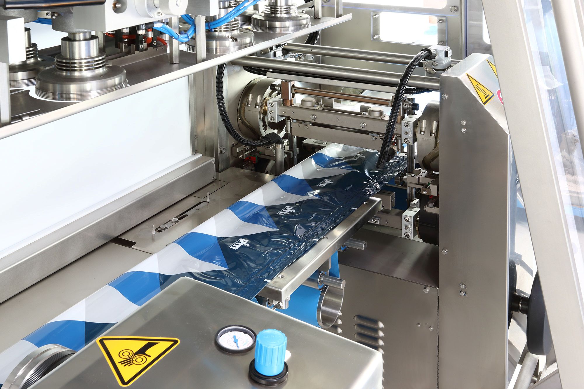 Cleverly packed with smart automation - Siemens Global