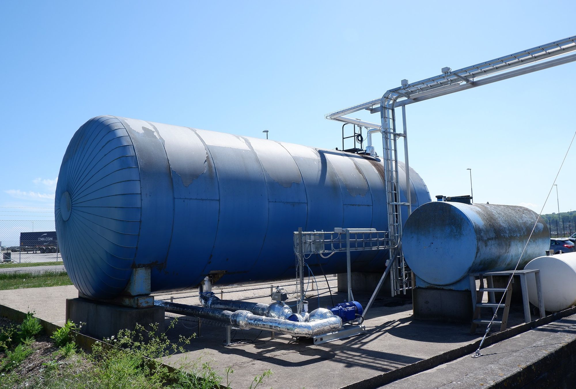 SITRANS LR100 benyttes til niveaumåling i store beholdere - Siemens DK