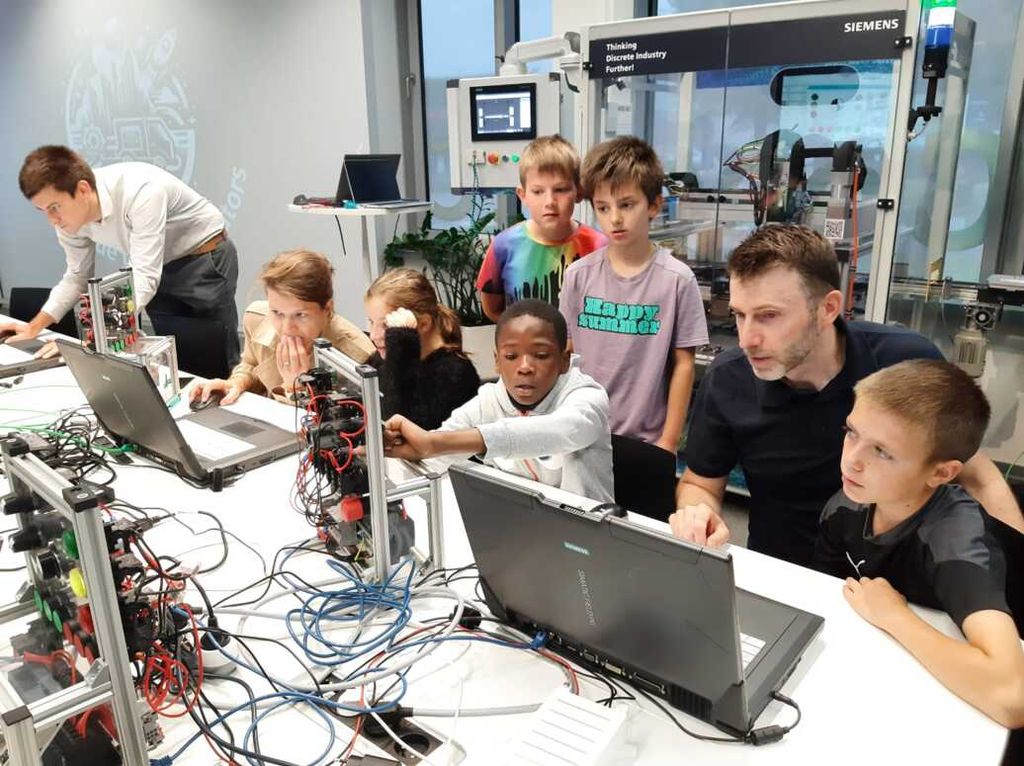 La 13e édition de Siemens Little Innovators | Press & Events | Company ...