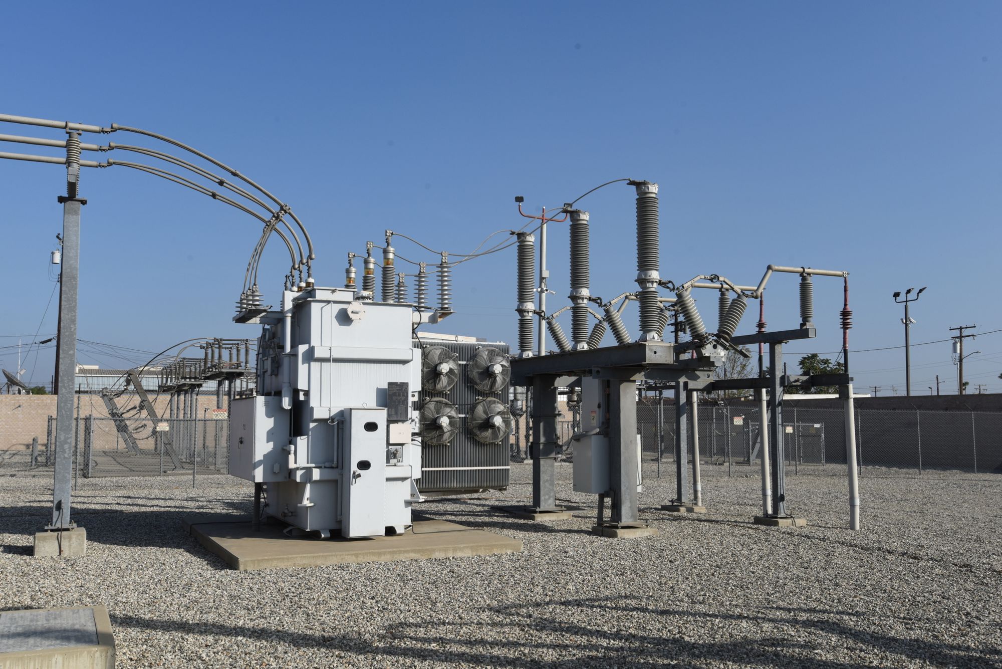 Whitepaper - Inrush detection current wave shape analysis - Siemens US